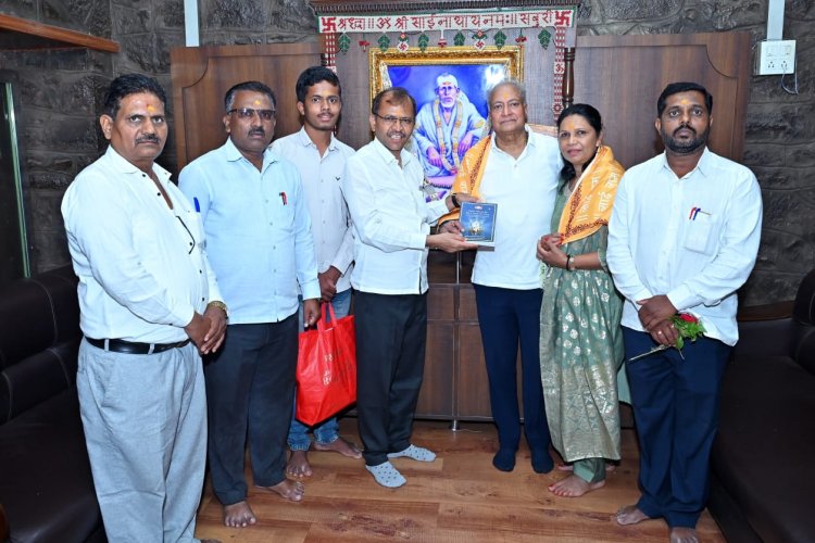 The book of a teacher from a school in Pune ZP will now travel across ...